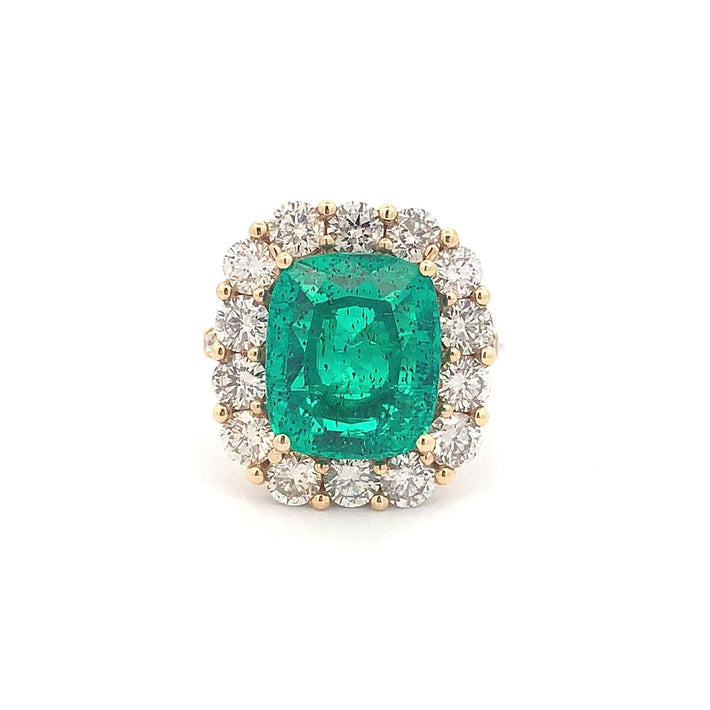 Royal Gems and Jewelry